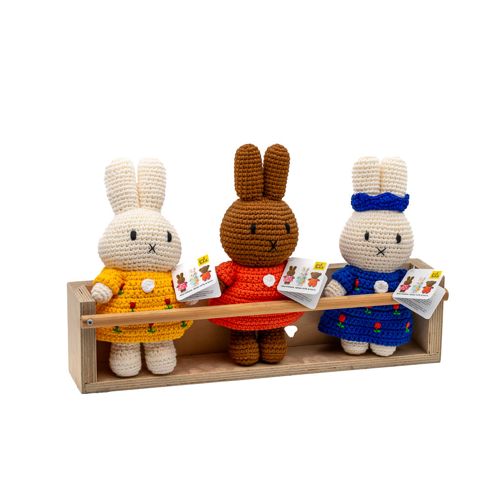 QQ Nijntje (Miffy) in tulip dress – Amsterdam Tulip Museum